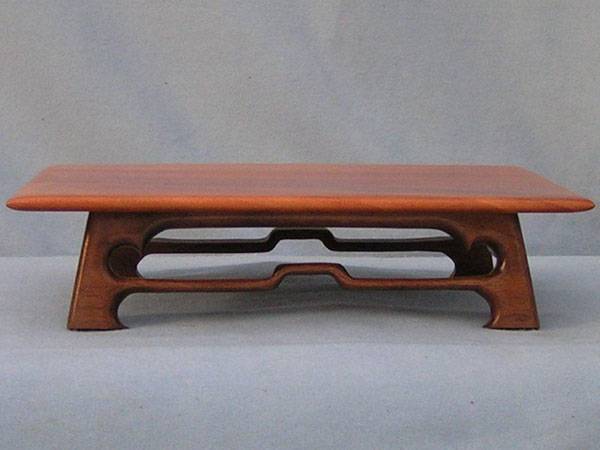 DaSu Bonsai Studios : Small Walnut Display Table